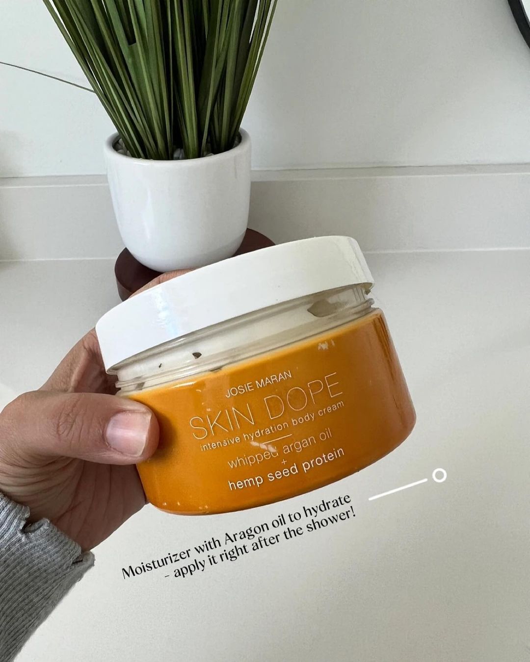 10 Simple Ways How to Smell Good and Fresh All the Time - Hey Simply ...